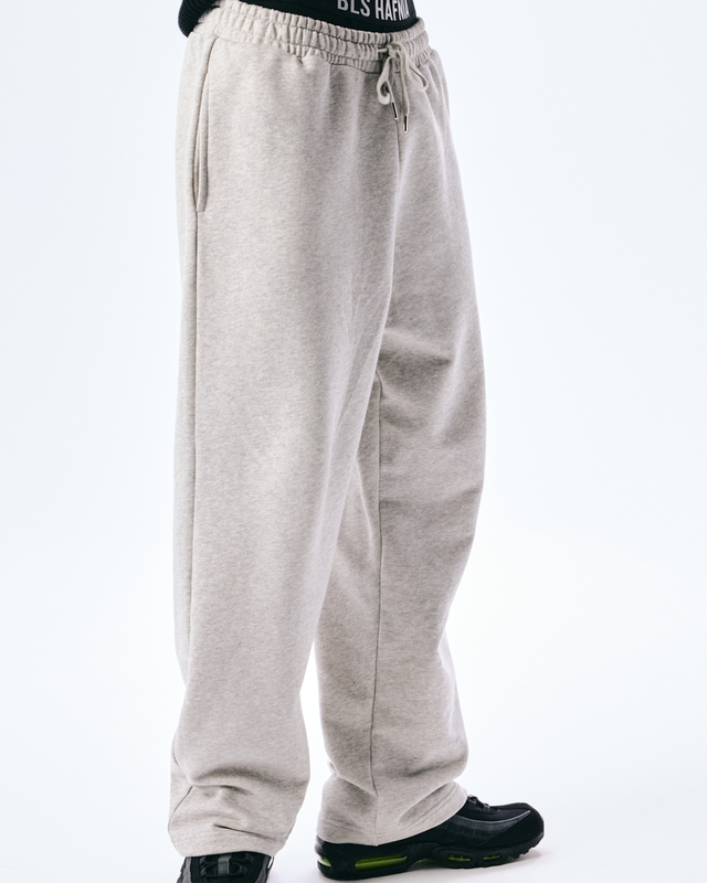 Essential Loose Sweatpants - Grey – BLS Hafnia